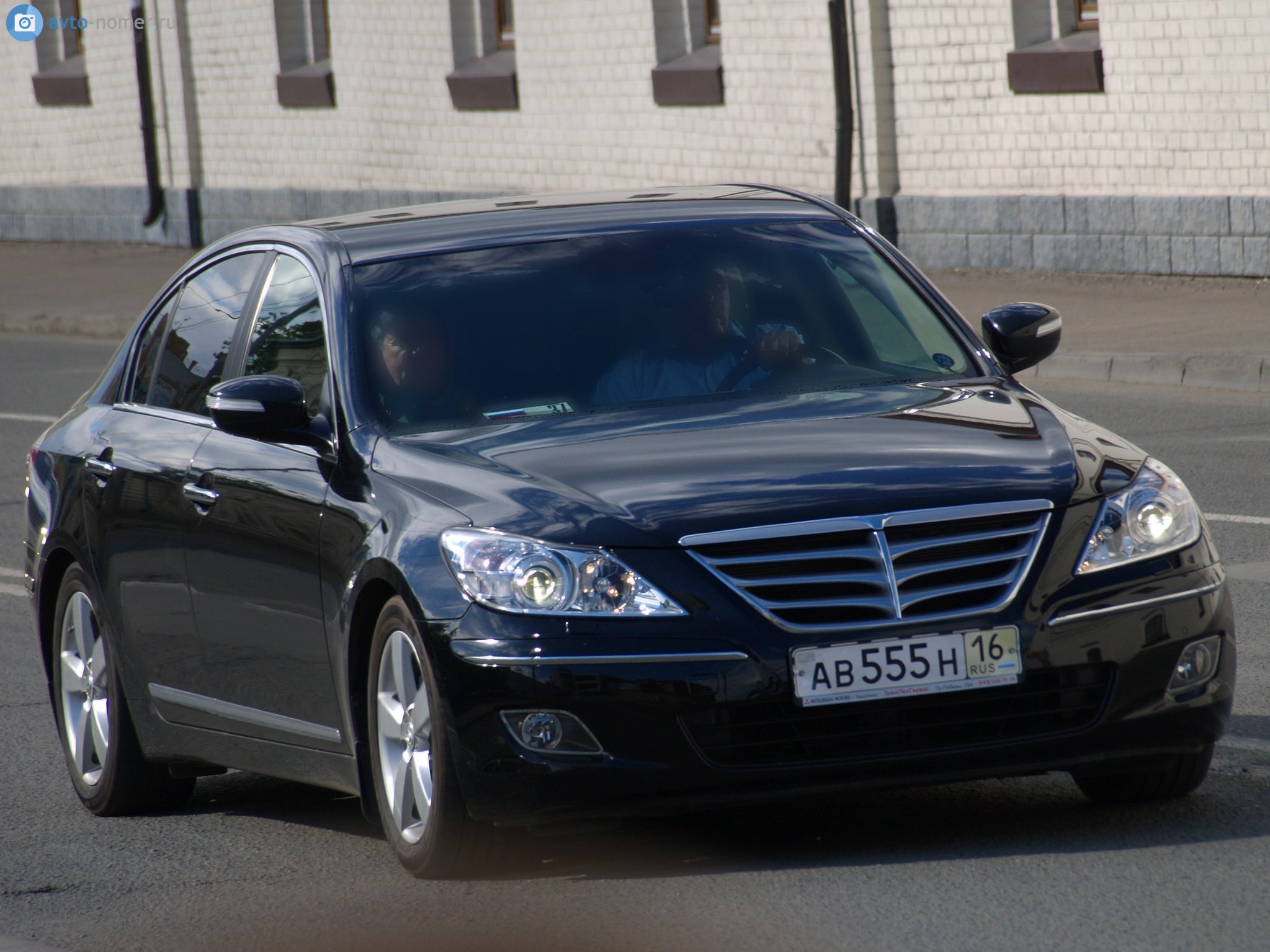 "ав 555 н 16" photos Hyundai Genesis. Russia
