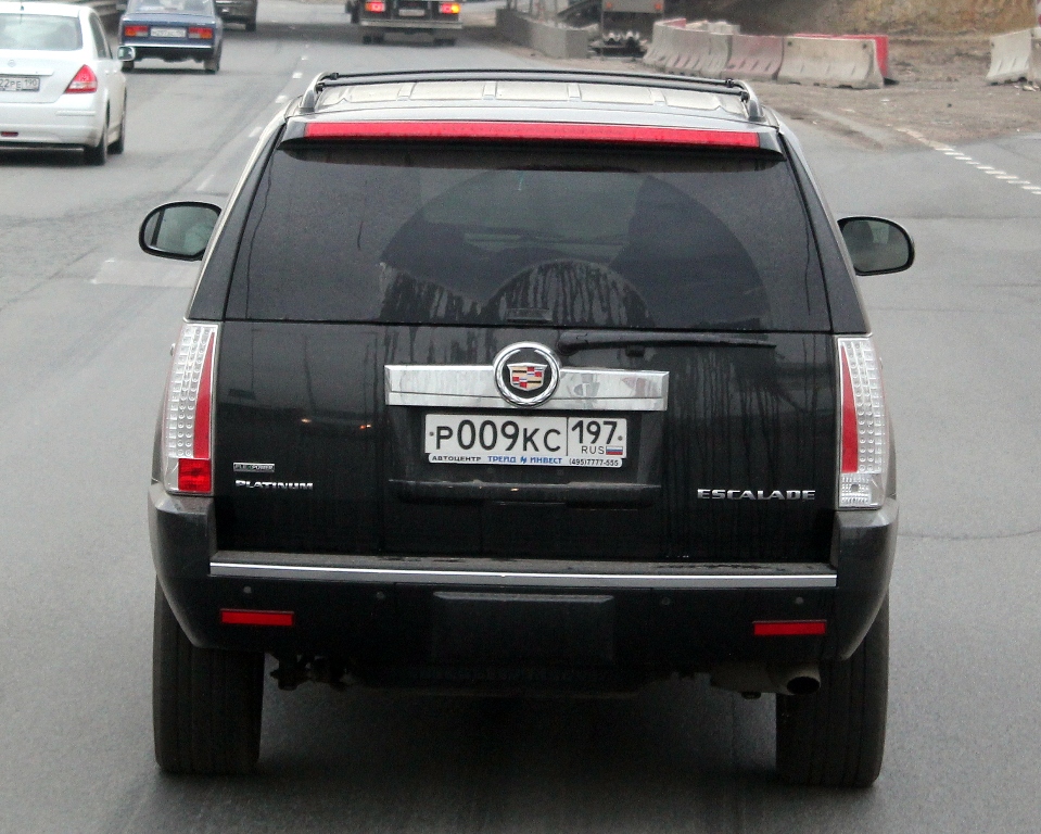 "р 009 кс 197" photos Cadillac Escalade. Russia
