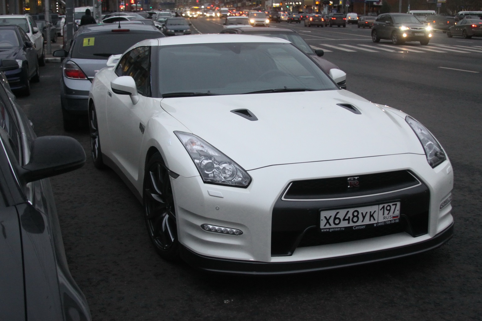 "х 648 ук 197" photos Nissan GT-R. Russia