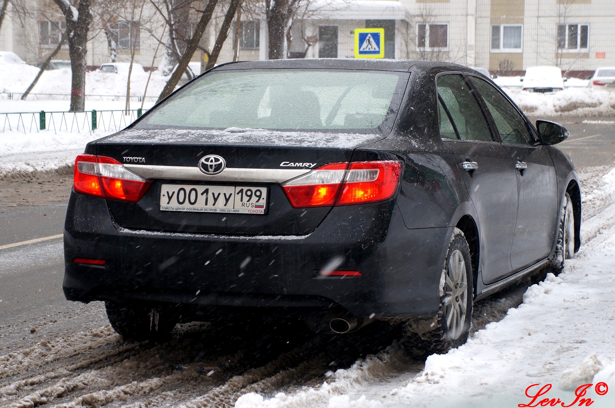 "у 001 уу 199" photos Toyota Camry. Russia