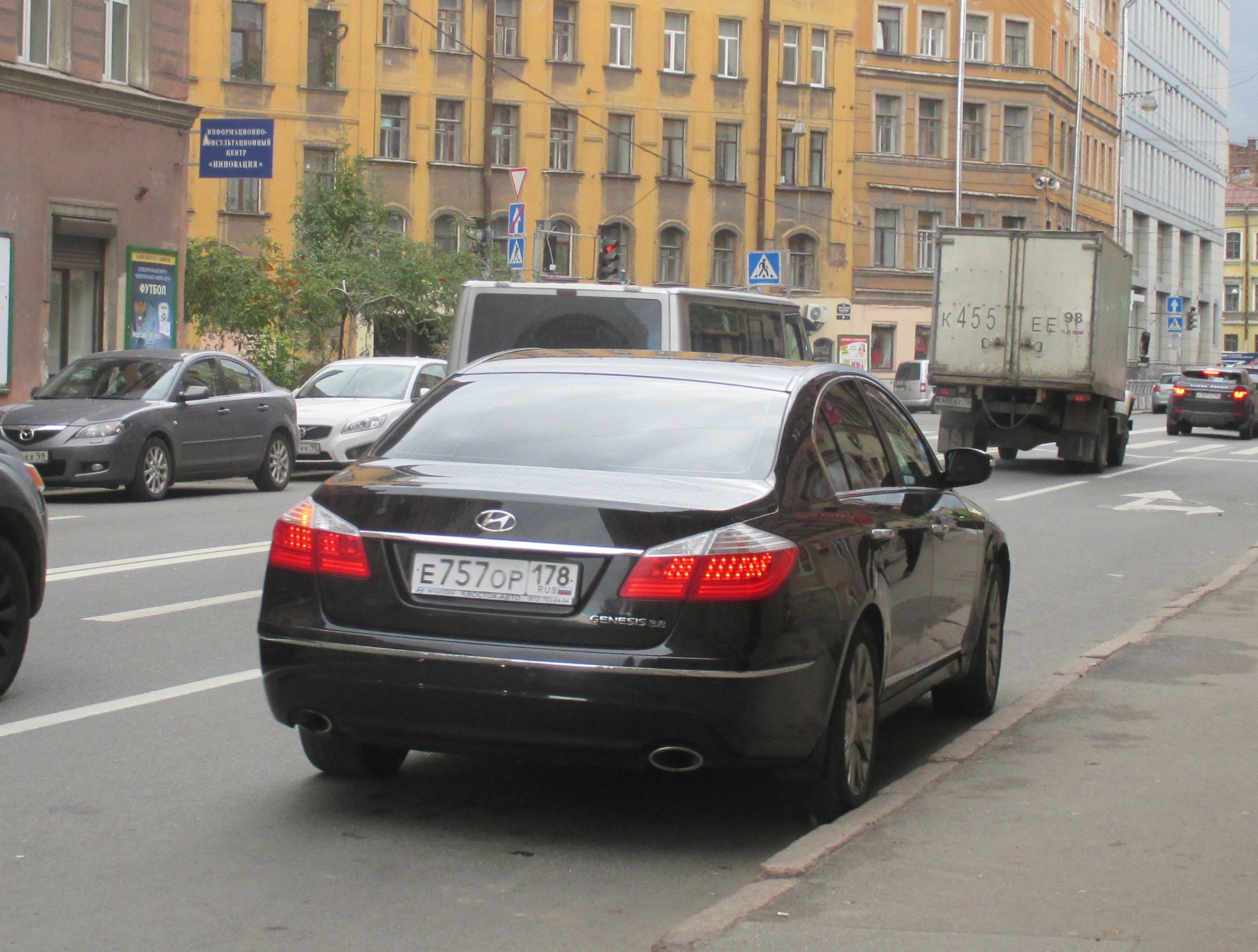 "е 757 ор 178" photos Hyundai Genesis. Russia