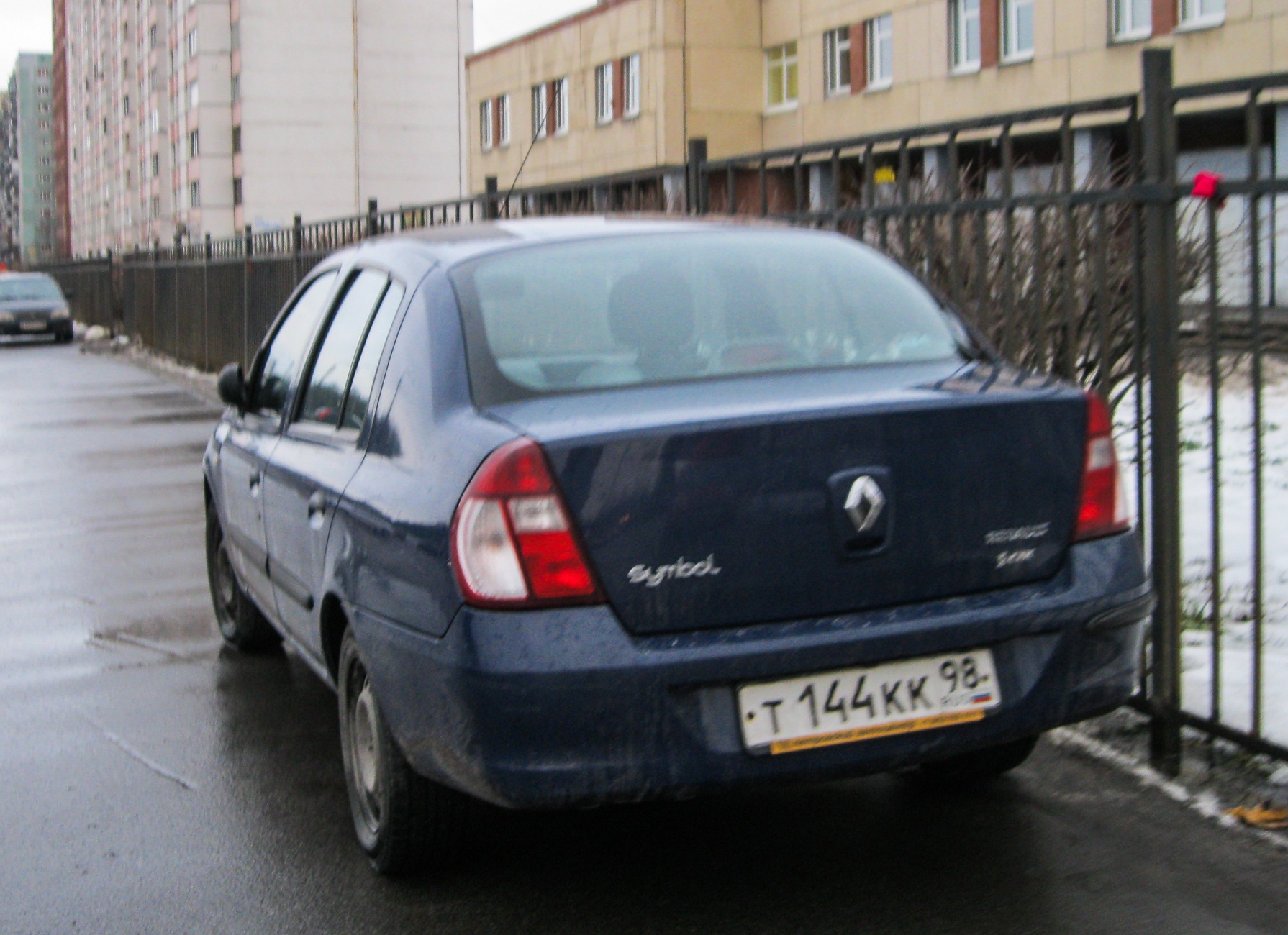 "т 144 кк 98" photos Renault Symbol. Russia
